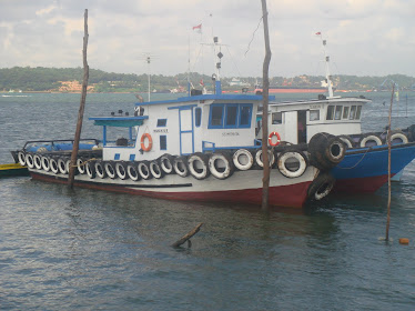 Usaha tugboat kayu/Kapal tarik di balikpapan