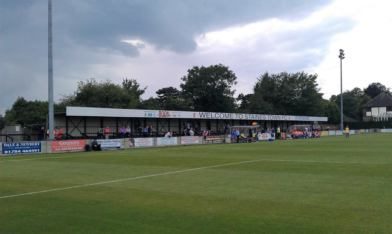 The Wycombe Wanderer: Staines Town - Wheatsheaf Park