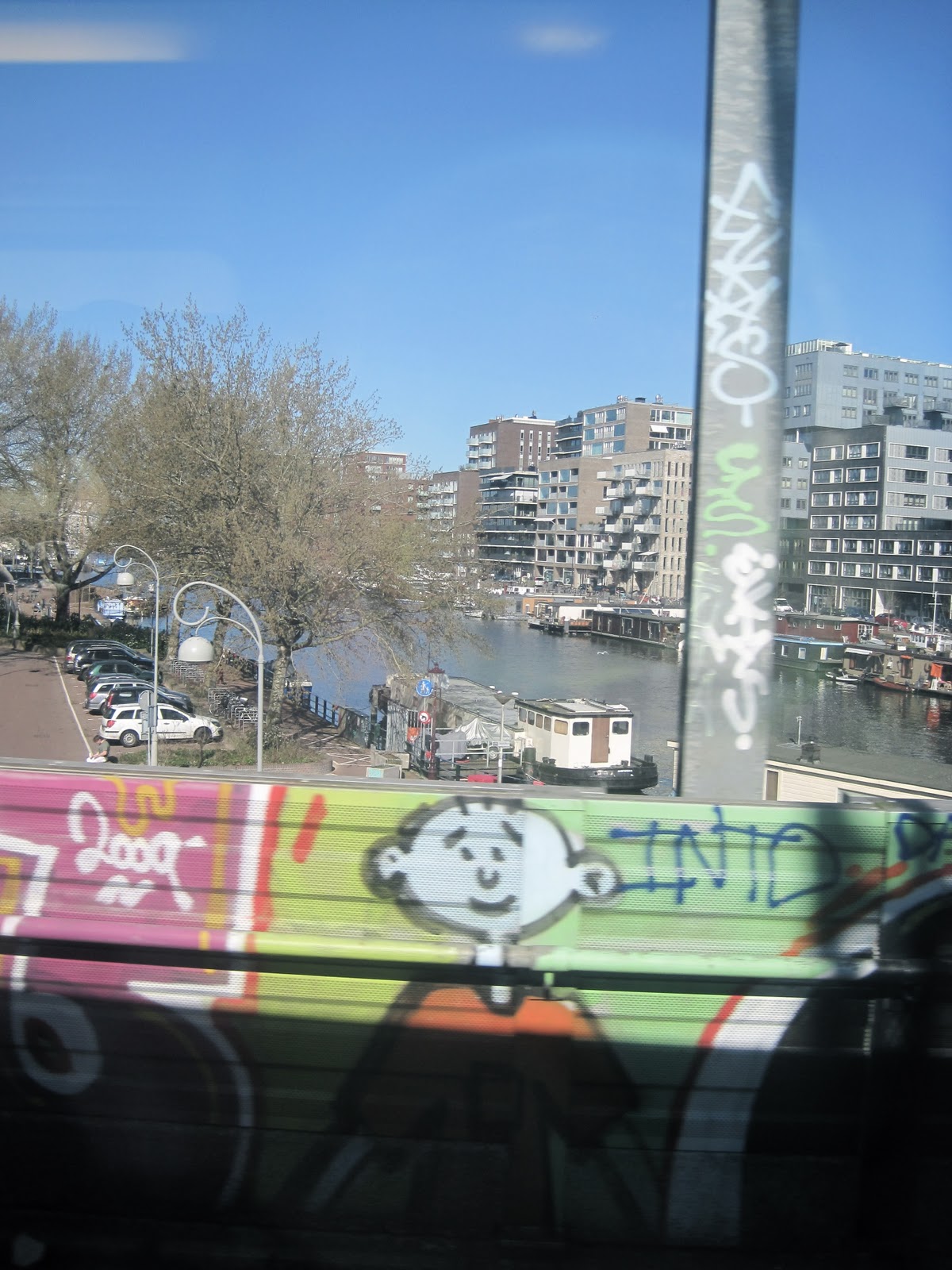 hey bucko: Train to Paris!