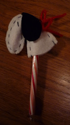 Rhonda's Creative Life: Candy Cane Presents/Free Pattern