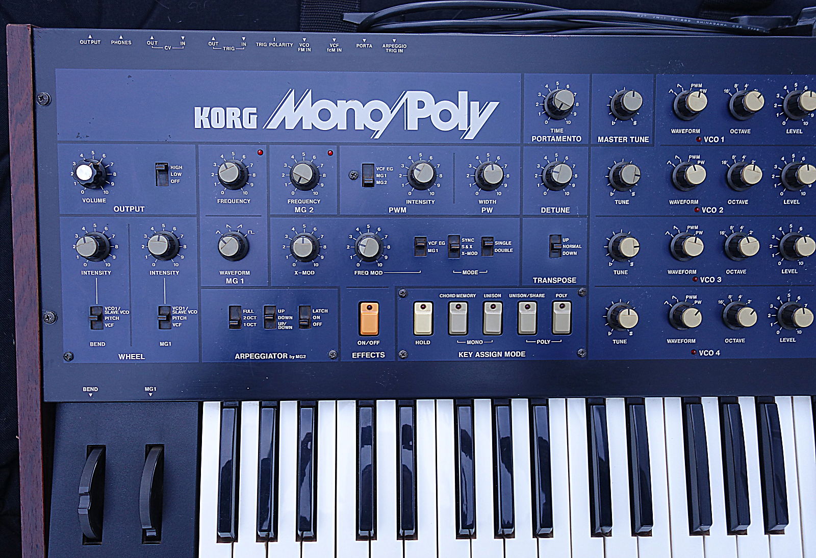 MATRIXSYNTH: Korg Mono/Poly SN 374194