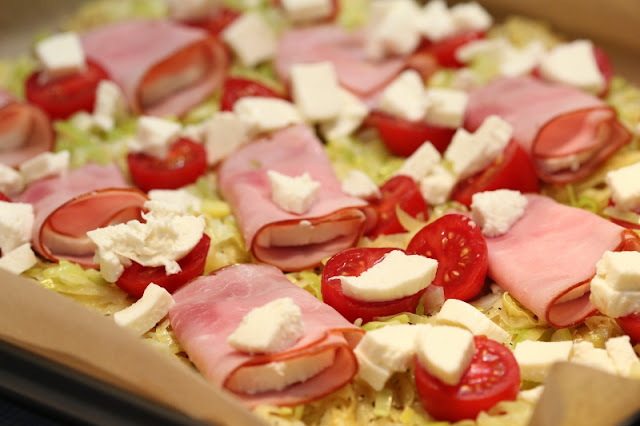 Två små kök: Potatis- och skinkgratäng med tre sorters ost