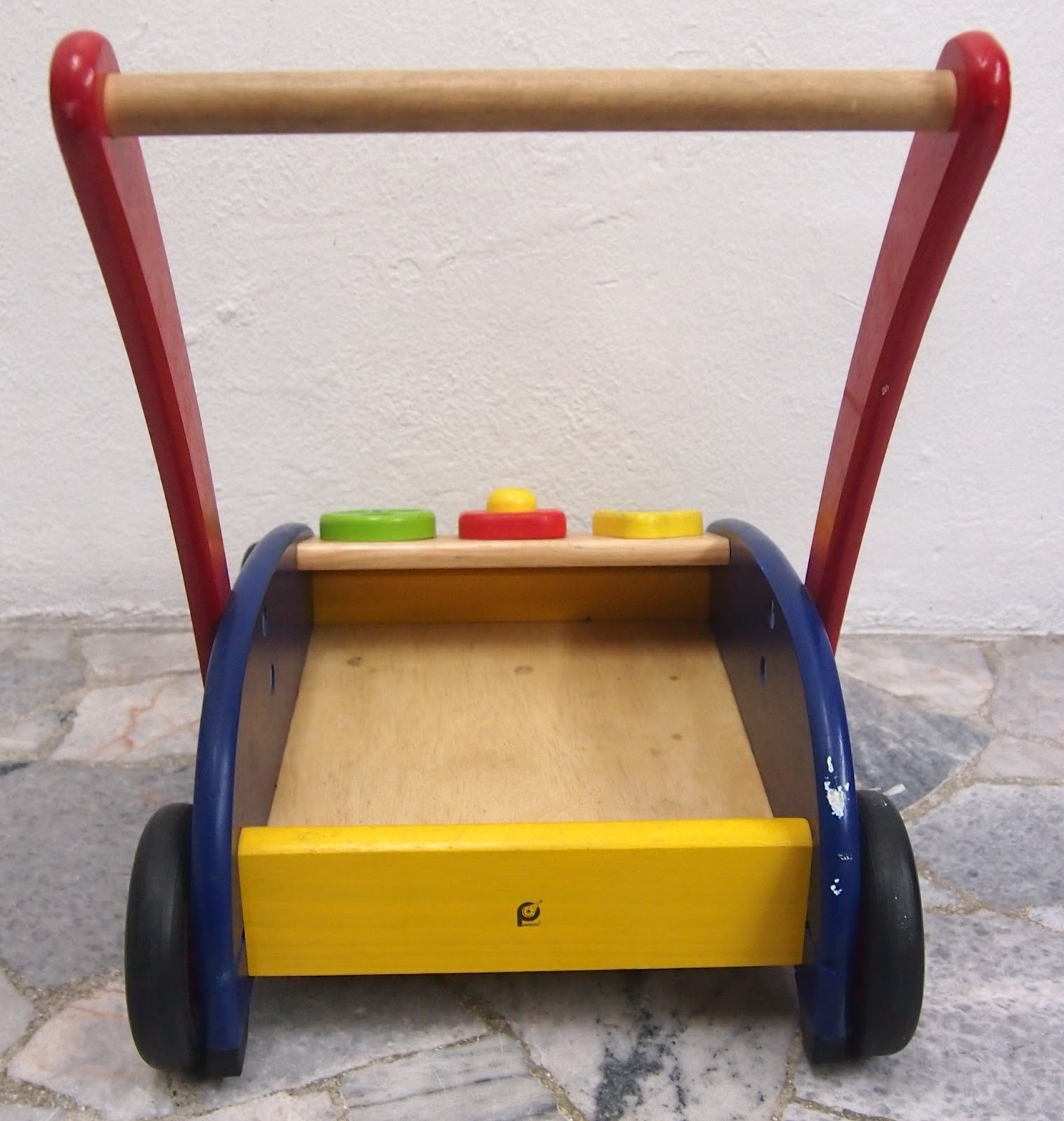 JuaiMurah: Wooden Push Wagon
