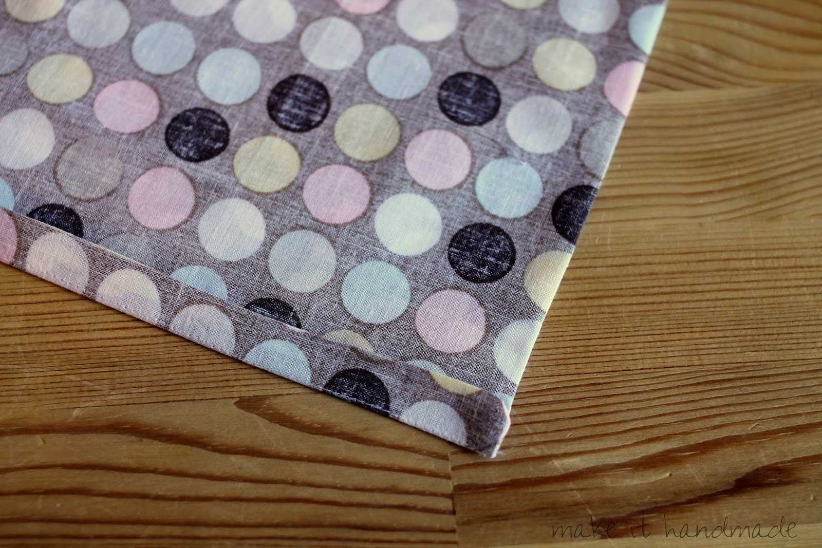 Make It Handmade: Heated Rice Bag Tutorial + Bonus Wrapped Corner Tutorial!