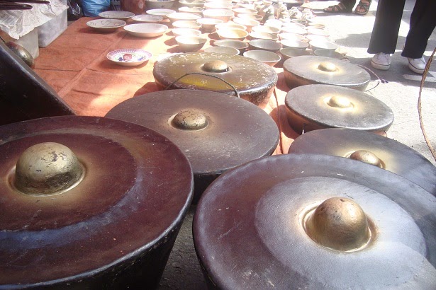 Tambunan Pusat Pelancongan: Batu Gong