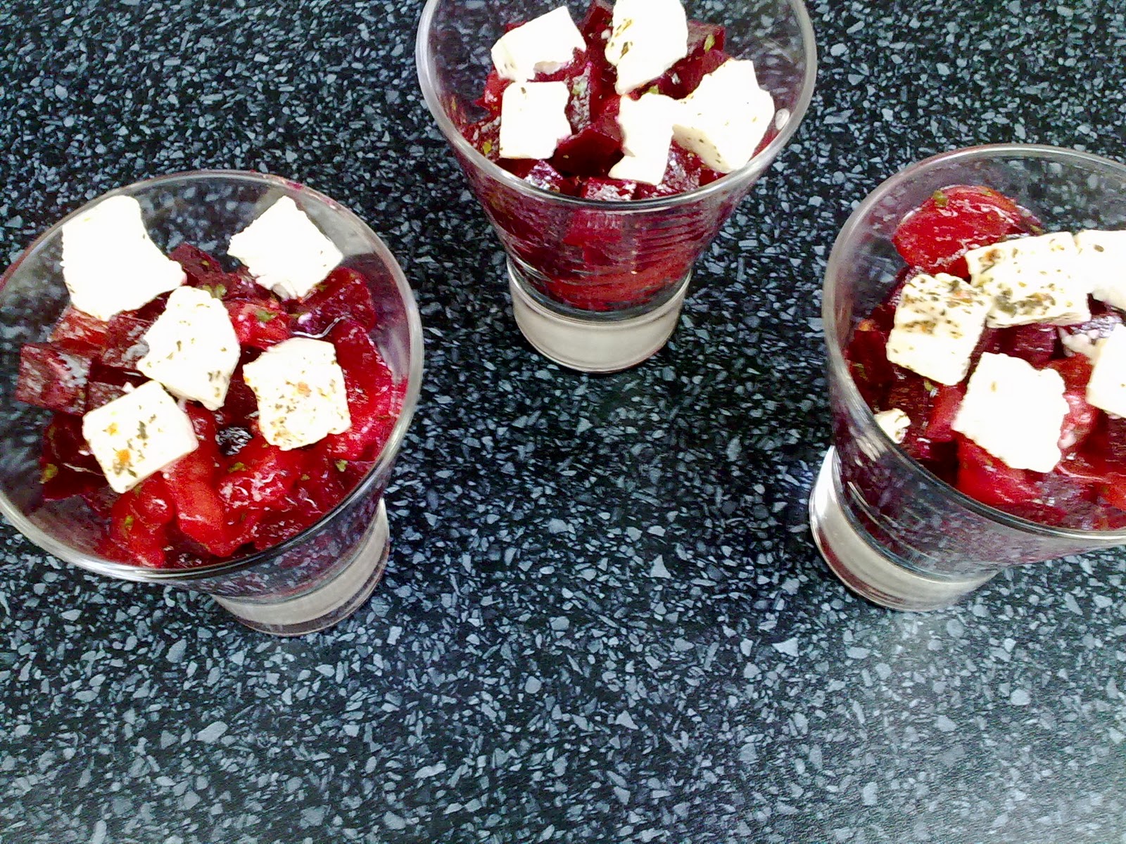 Verrine Duo de Betterave Rouge, Tomate et Féta