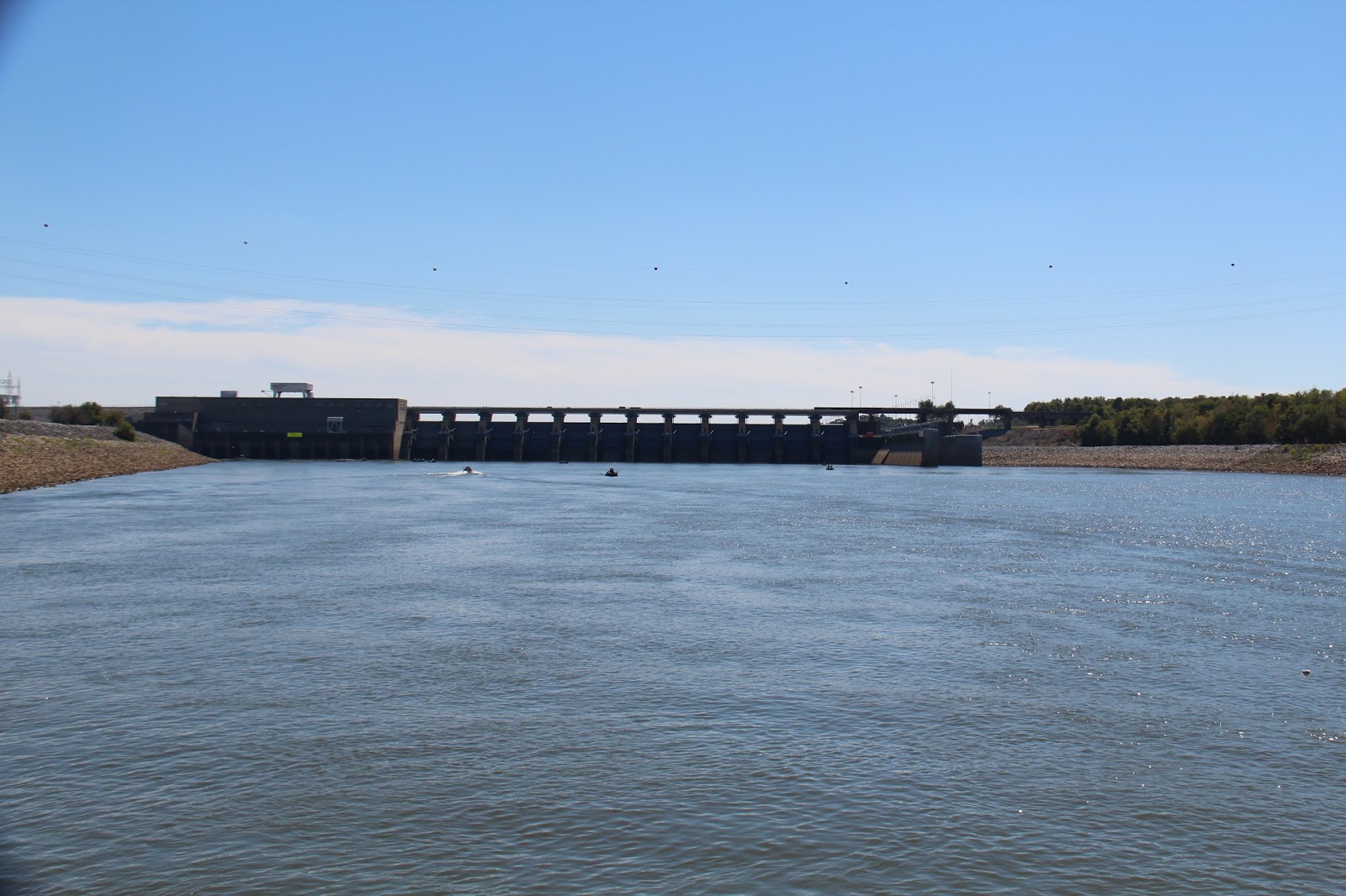 Cruising aboard the Sadie Too: Grafton, Illinois to Barkley Lake Kentucky