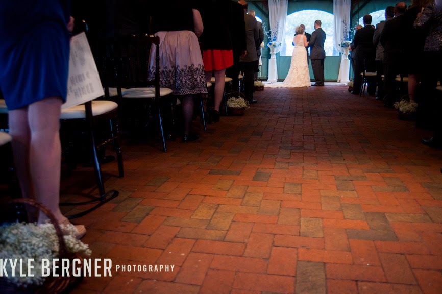 Kyle Bergner Photography: WEDDINGS! Courtney and Andrew at the Vandiver Inn