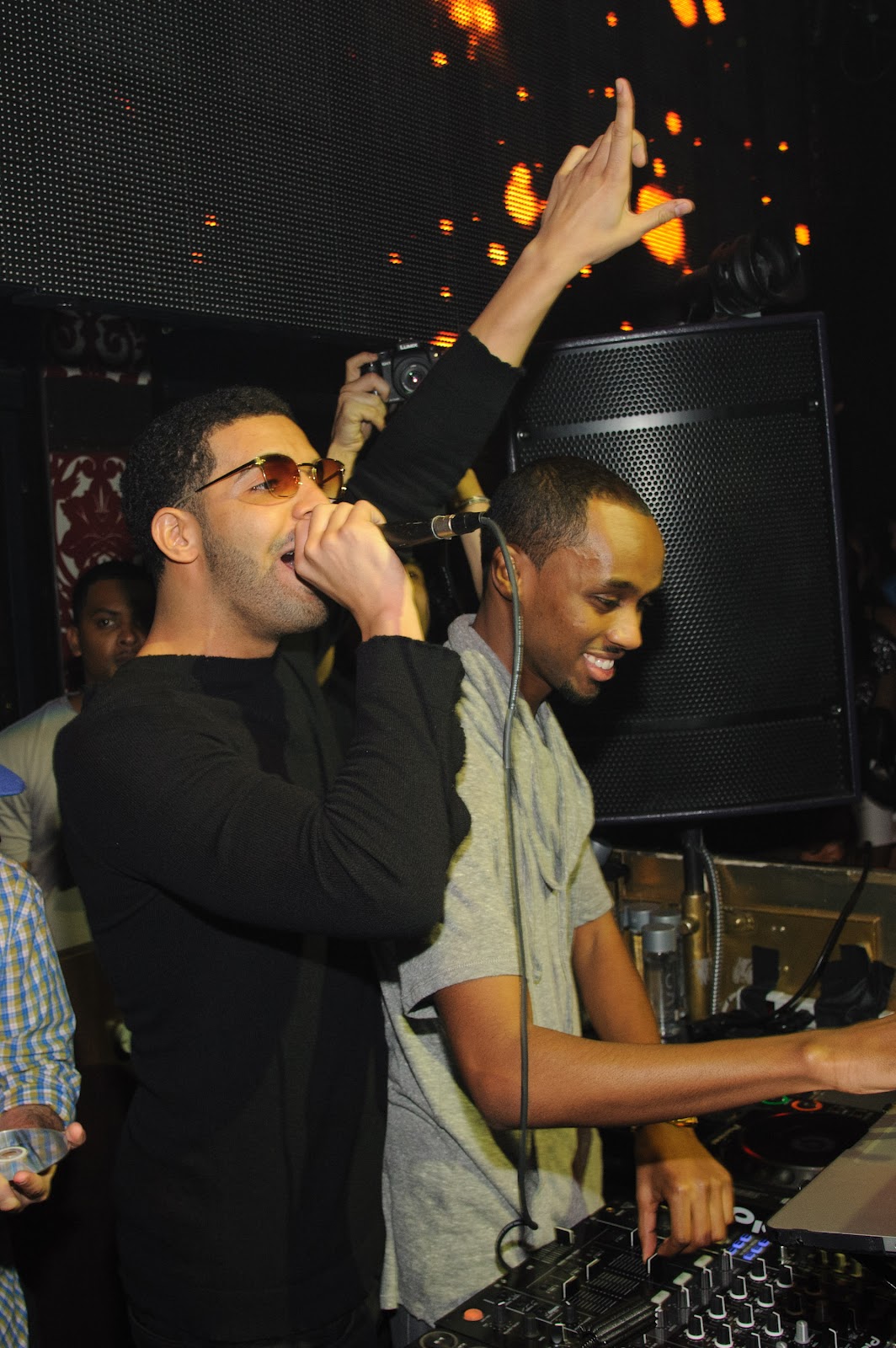 TAO HOSTS DRAKE'S OFFICIAL AFTER PARTY
