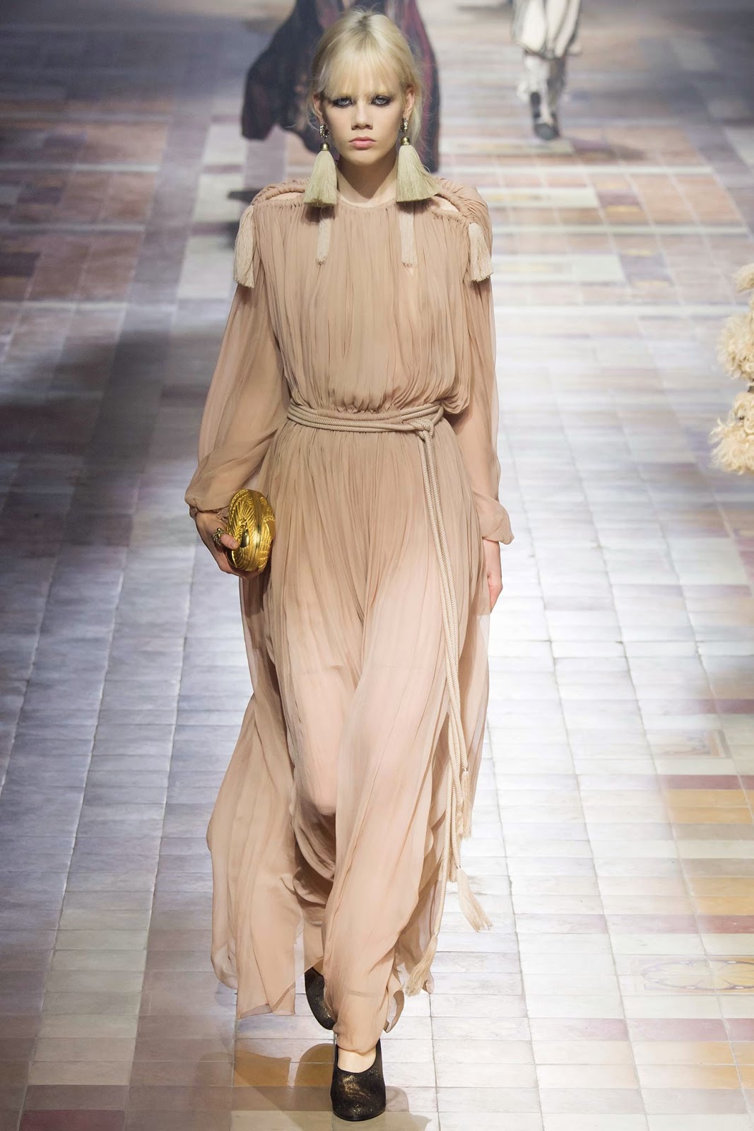Lanvin Autumn/Winter 2015-16 Ready-To-Wear PFW | Cool Chic Style Fashion