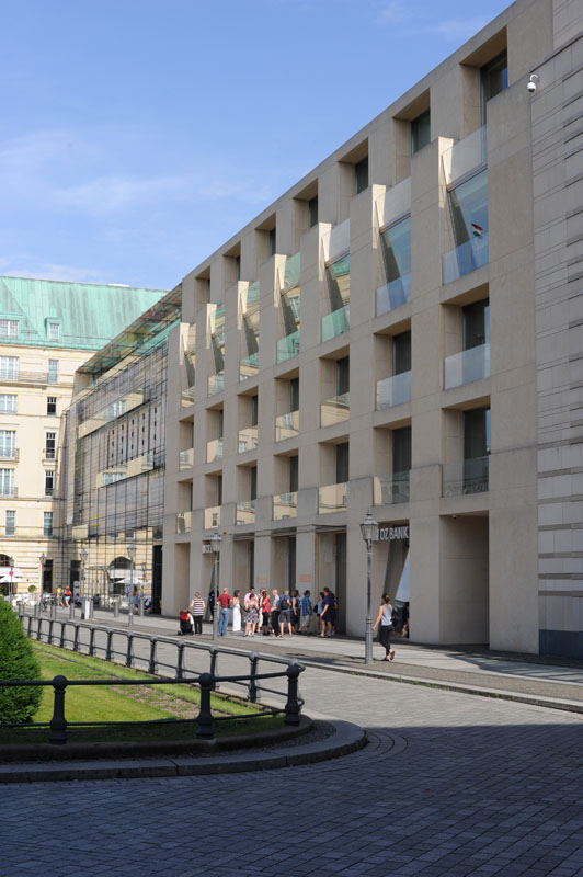 Wagon Wheel: DZ Bank Building, Berlin, Germany