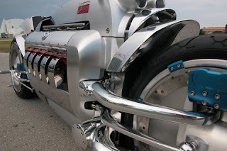 Wahyu Blend: Dodge Tomahawk Tomahawk adalah motor yang paling kuat ...