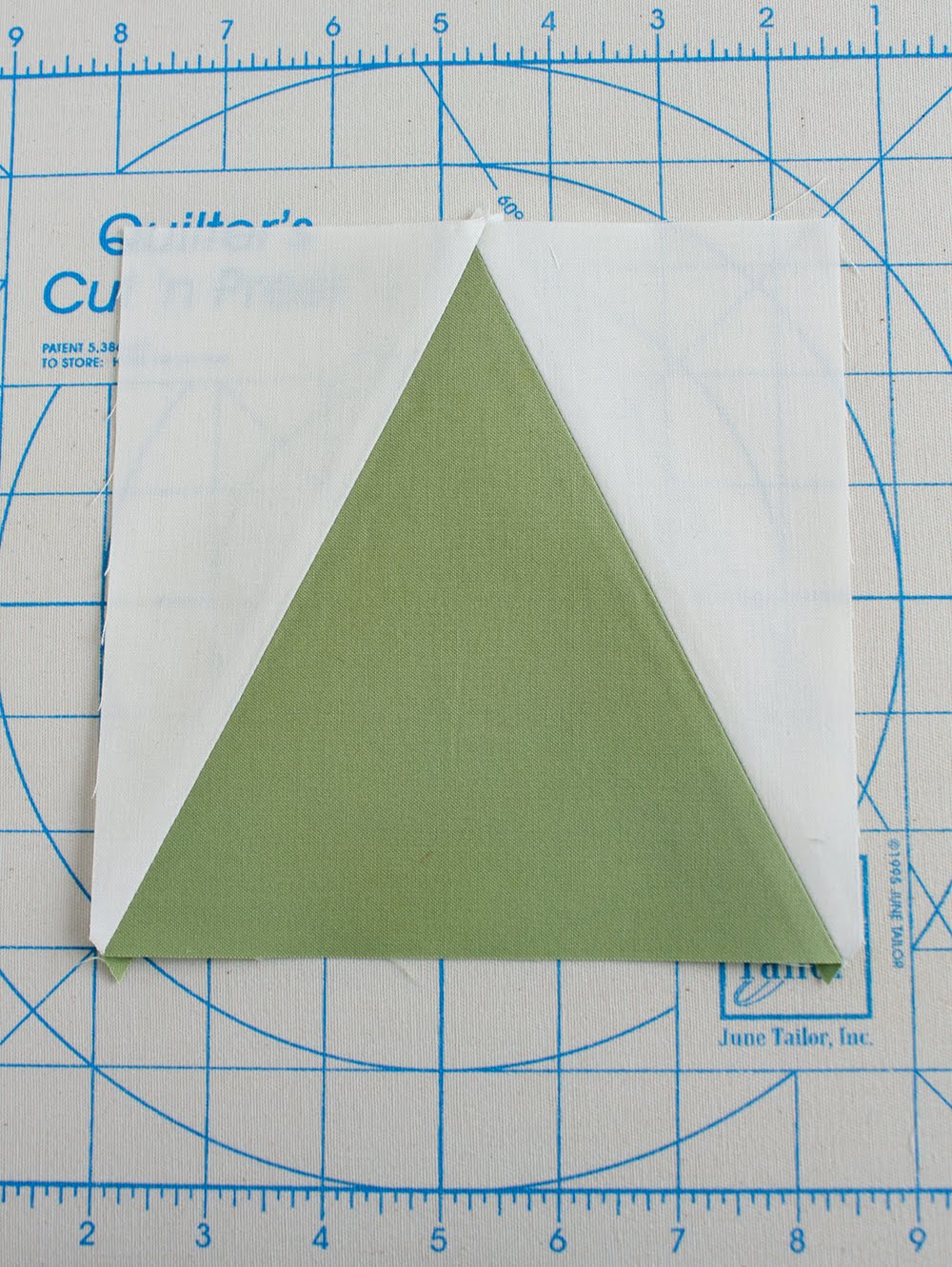A Bright Corner: Pinwheel Block tutorial with Tri-Recs Rulers + Ruler ...