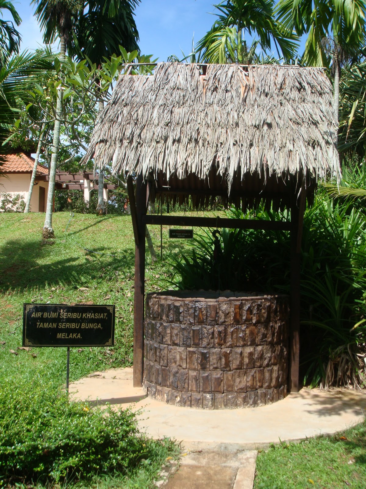 AMAZING IN MELAKA: Taman Seribu Bunga