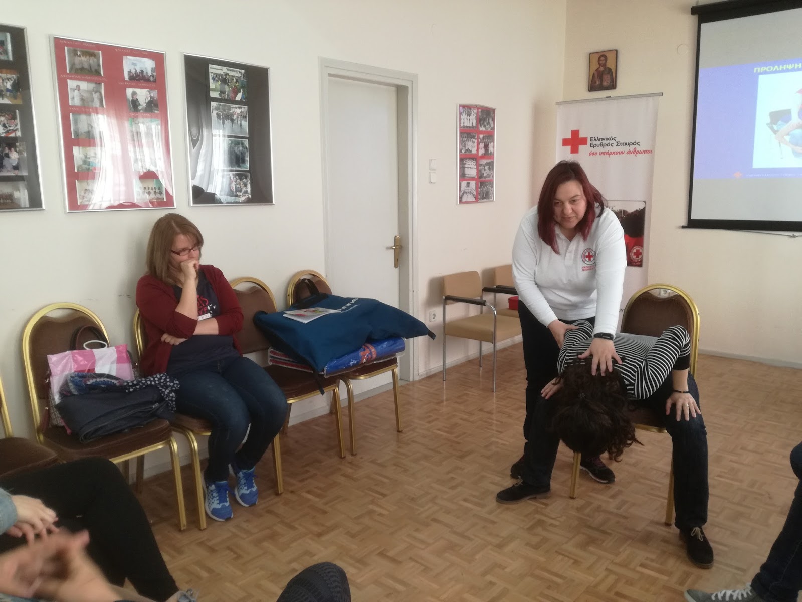ΕΛΛΗΝΙΚΟΣ ΕΡΥΘΡΟΣ ΣΤΑΥΡΟΣ ΑΛΕΞΑΝΔΡΟΥΠΟΛΗΣ: ΕΚΠΑΙΔΕΥΣΗ ΠΡΩΤΩΝ ΒΟΗΘΕΙΩΝ