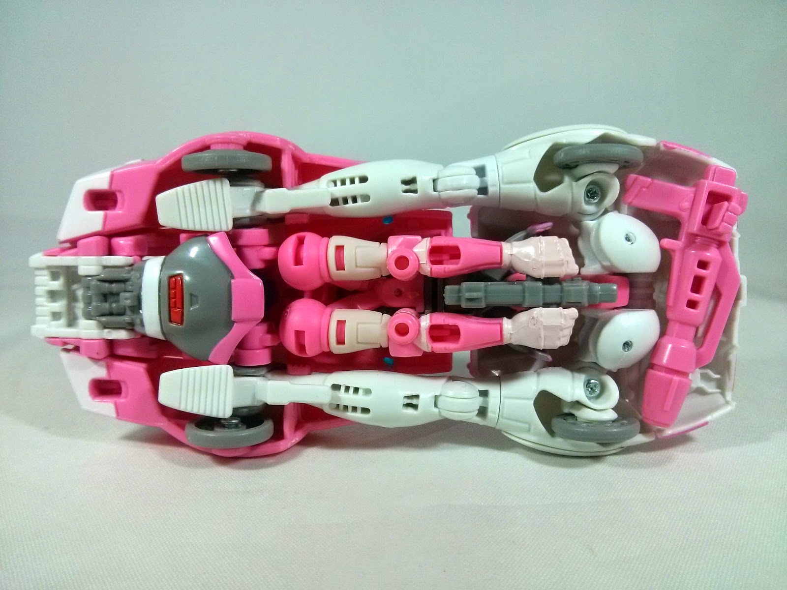 Toybox Soapbox: Takara Transformers Generations Legends Arcee