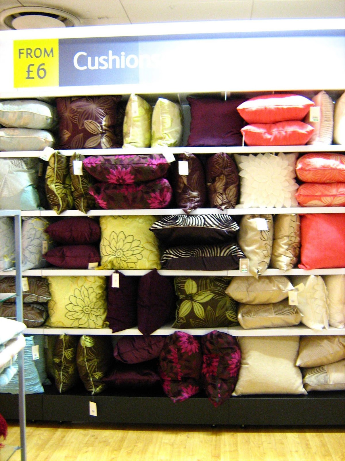 Visual Merchandising 101: BHS home