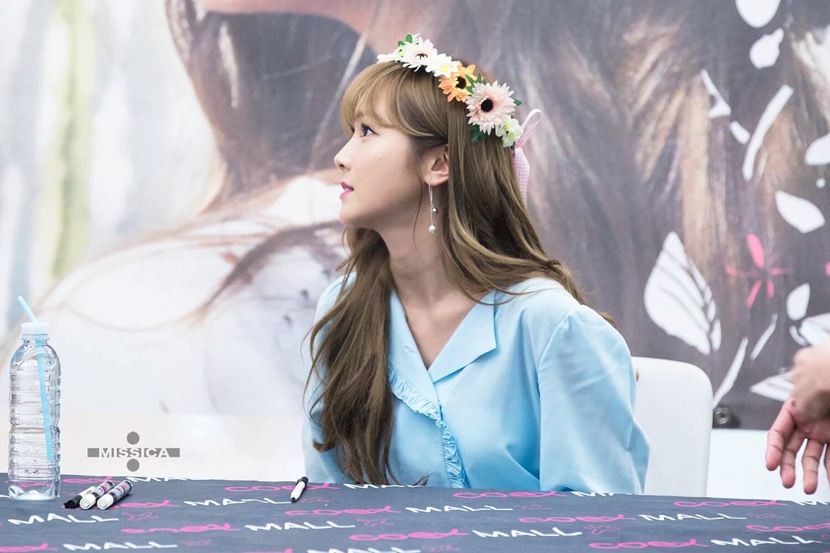 Kpop - Jessica Is A Beautiful Flower Girl | Kpop News And Lyrics