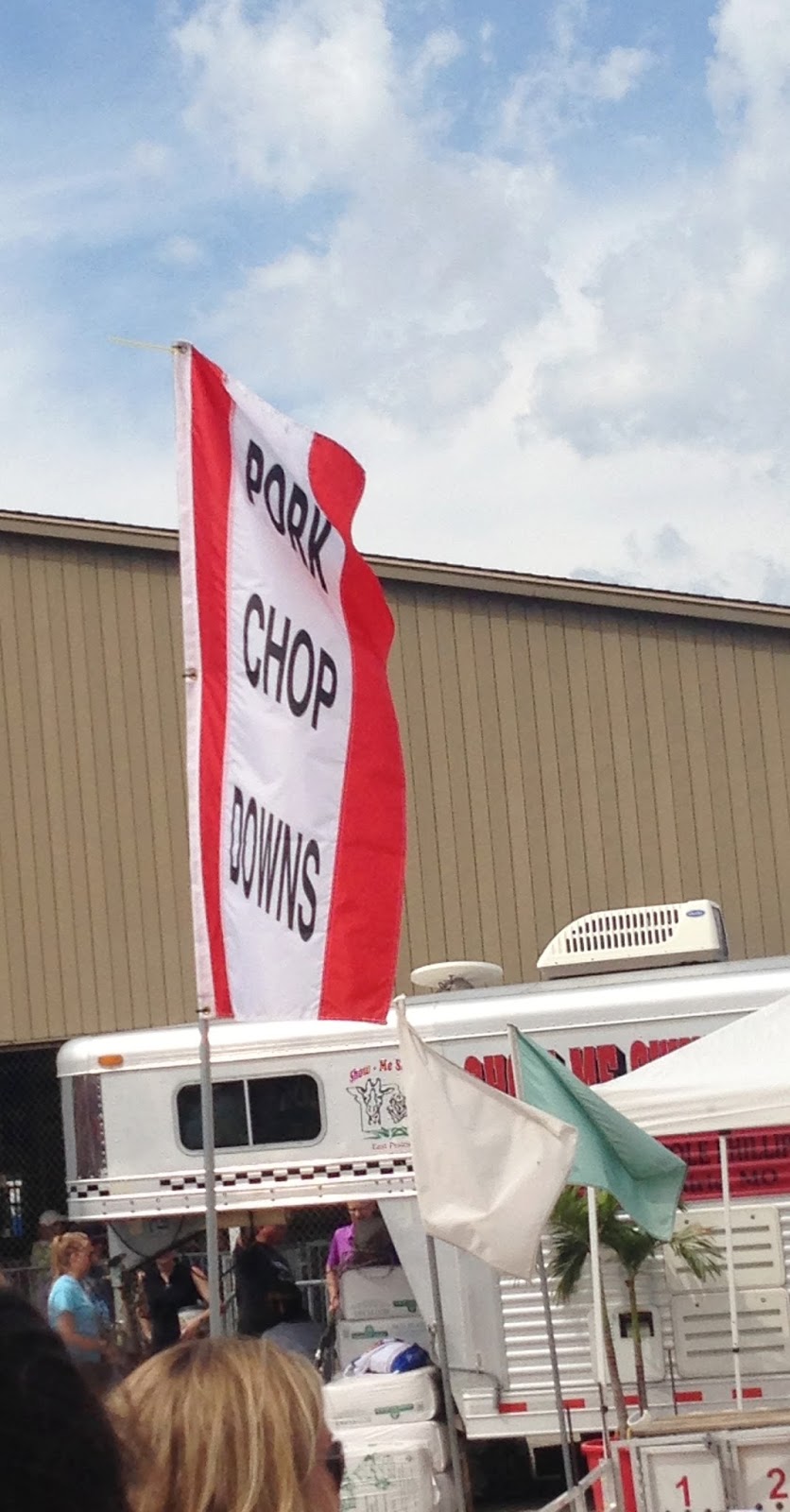 Marlo Junior: Wisconsin State Fair, Part I: Racing Pigs and Ducks