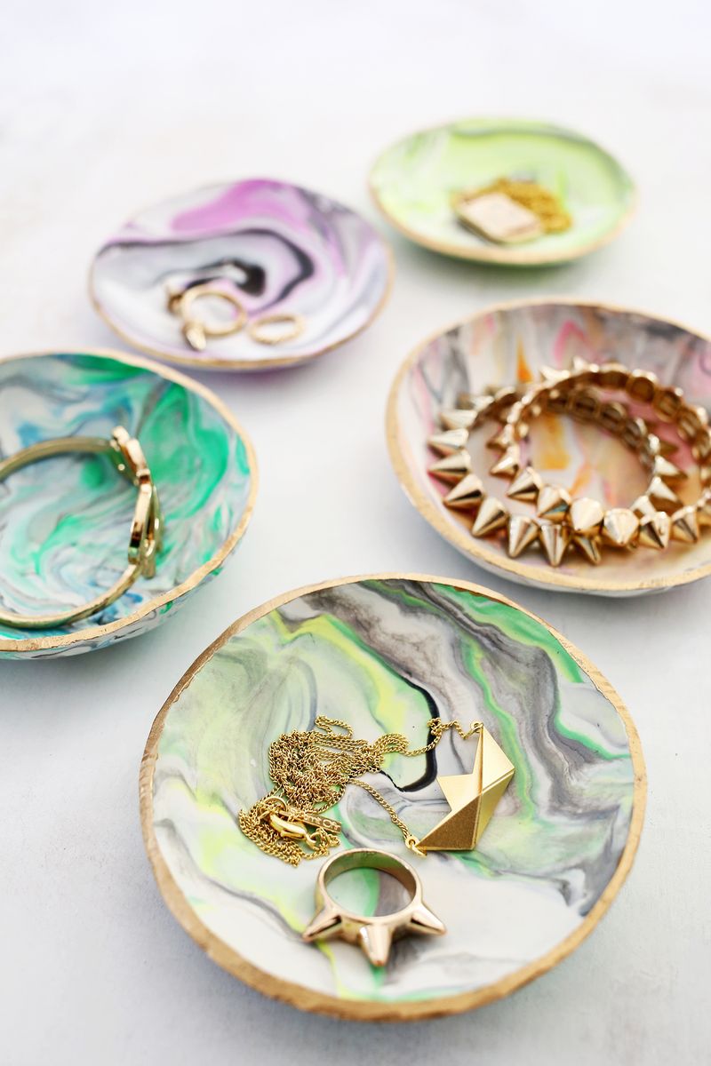 15 Creative DIY Gift Ideas Little House Of Four Creating A Beautiful Home One Thrifty 15-creative-diy-gift-ideas-little-house-of-four-creating-a-beautiful-home-one-thrifty