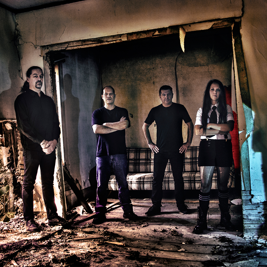 Massive Black Hole: Music: Interview with Canadian dark rock band Unveil