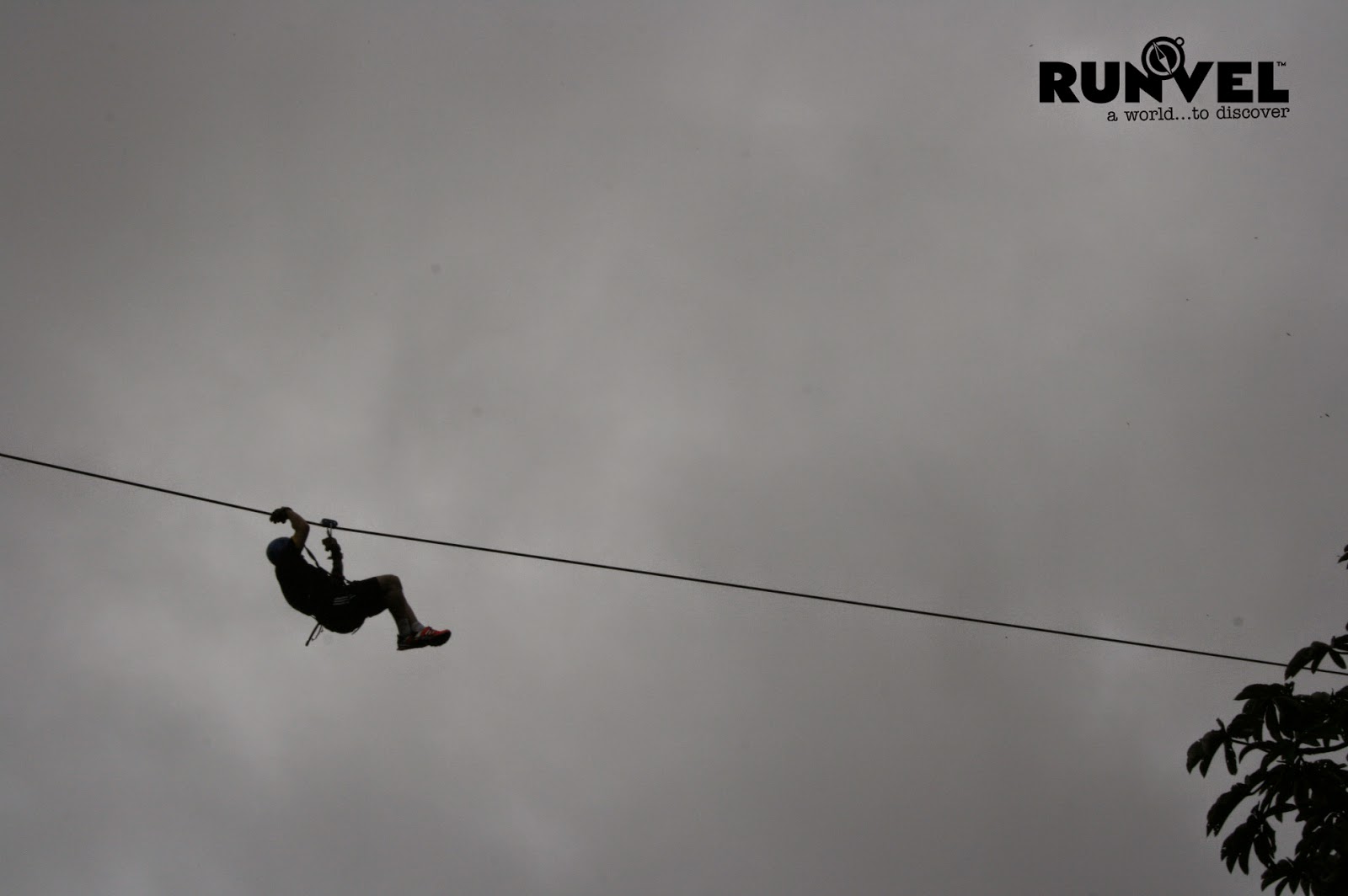 RUNVEL: ΣΤΟ CLOUD FOREST ΤΟΥ MONTEVERDE, ΚΟΣΤΑ ΡΙΚΑ.