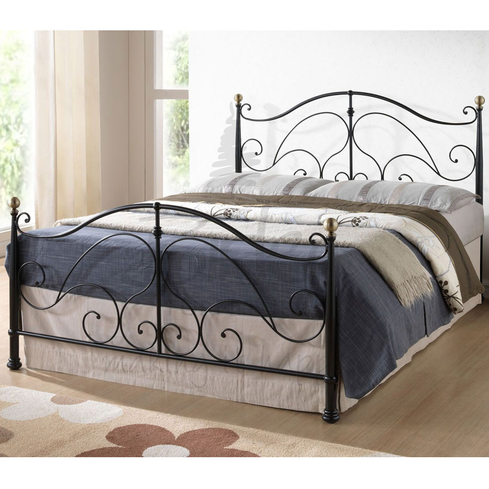 Homez Deco - Kreative Homez: Vitanda vya chuma...... karibu utoe oda ...