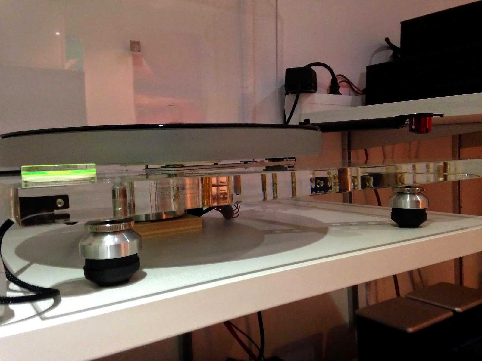 Enjoy life with LP's and Turntables: Jorge's new Acrylic Plinth and ...