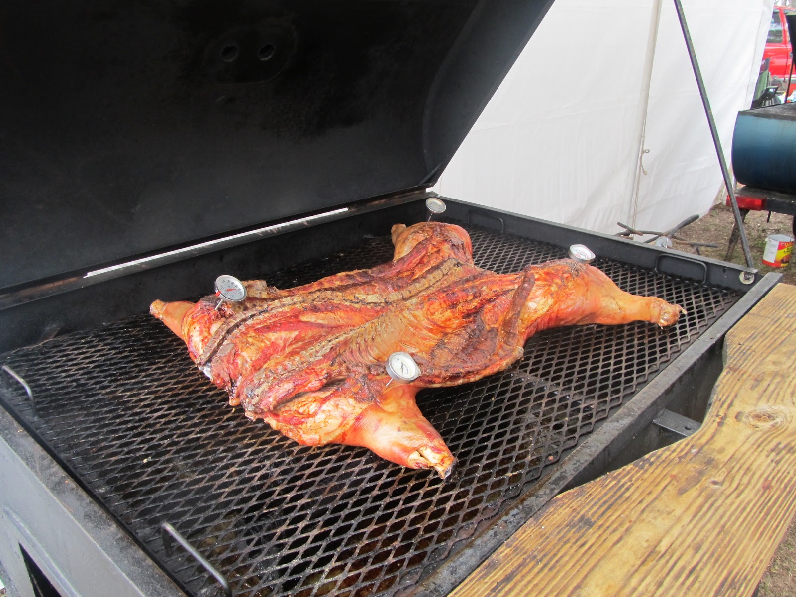 The "Q" Review: Newport (NC) Pig Cooking Contest