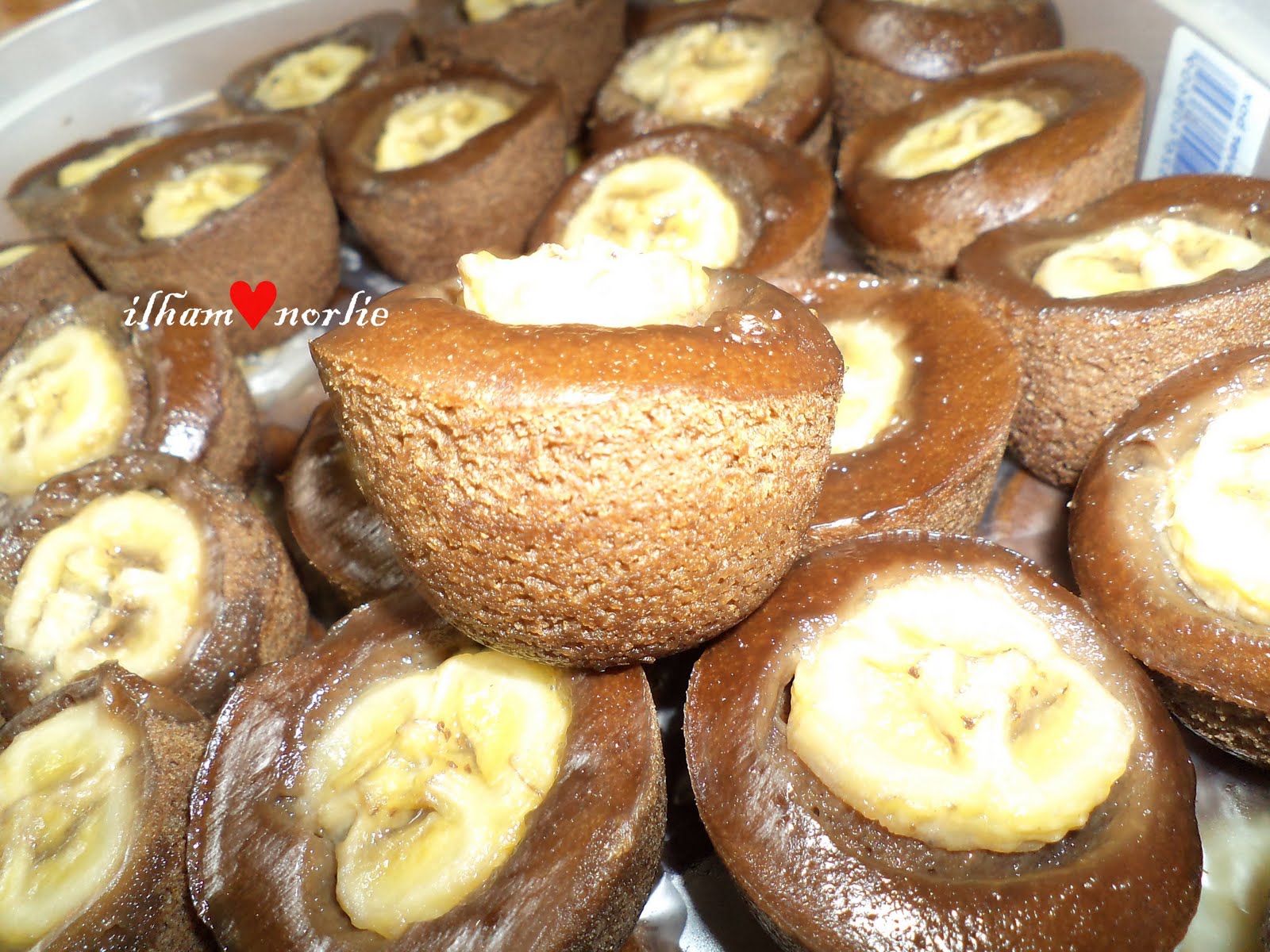 ILHAM JIWA RASAKU: APAM HARUM MANIS