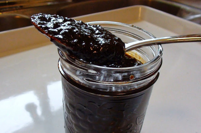 zsuzsa is in the kitchen: OVEN BAKED PLUM JAM – SZILVALEKVÁR SÜTŐBEN