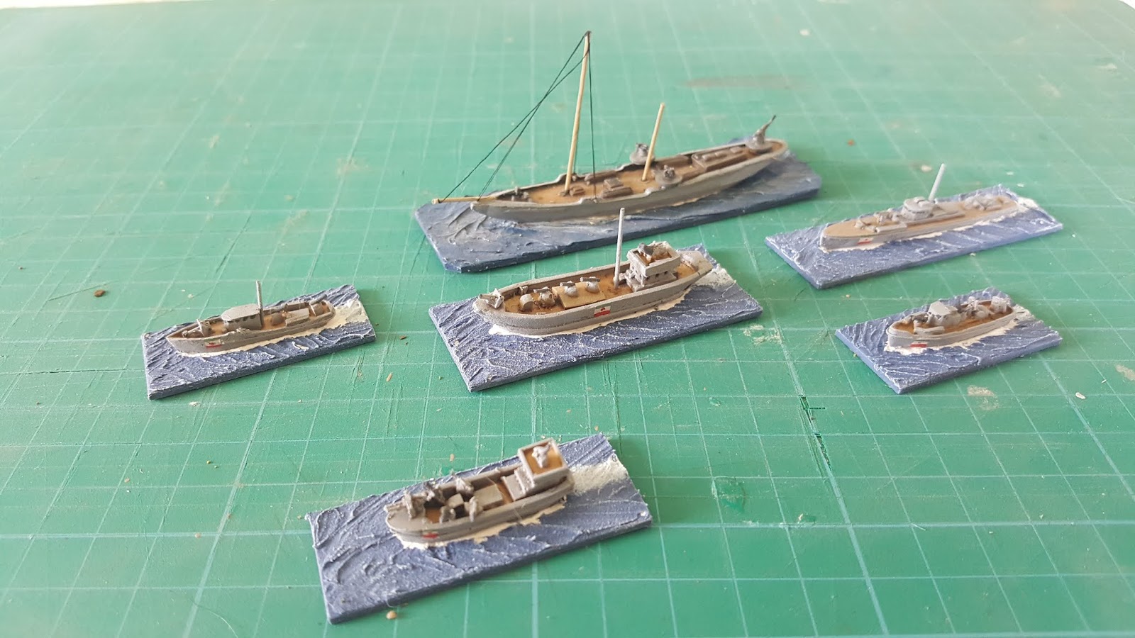 Don't Throw Bloody Spears At Me!: That's Neat, That's Neat....