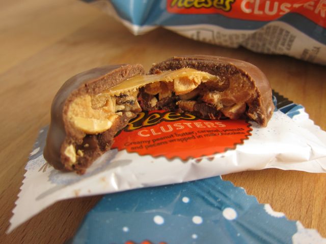 Review: Reese's Clusters | Brand Eating
