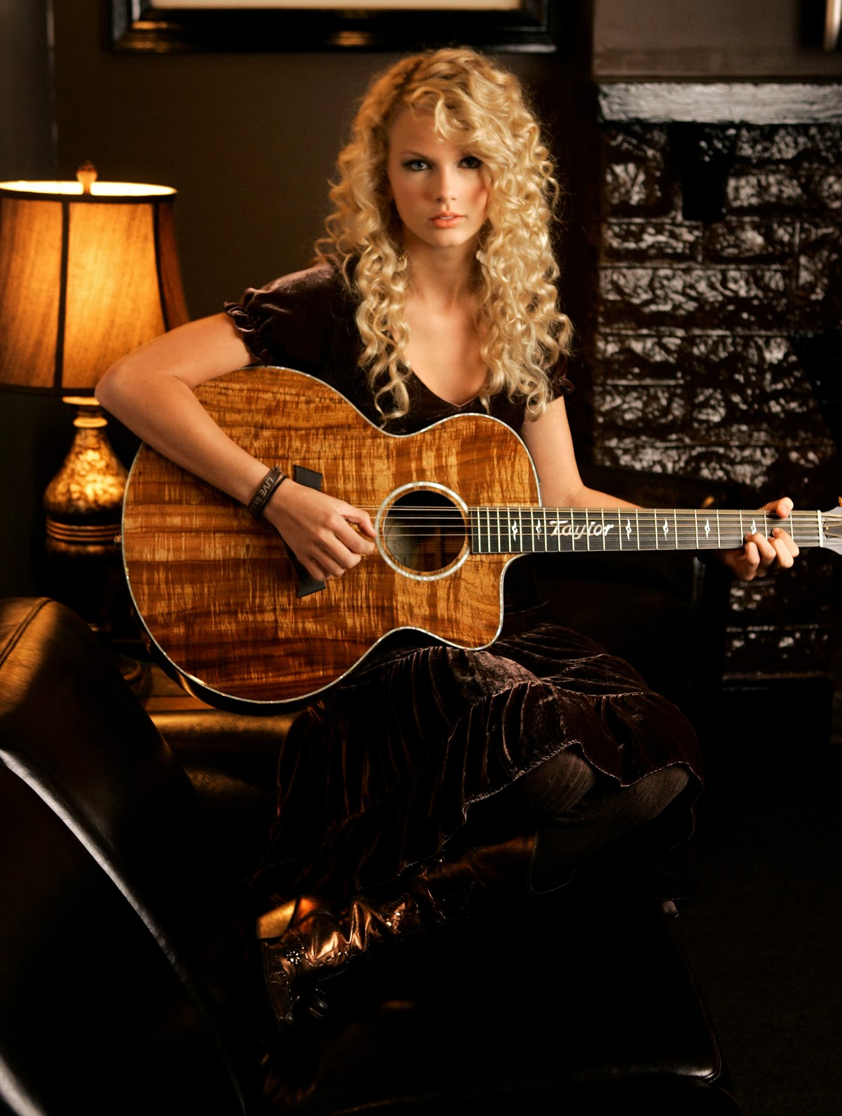Female Singers: Taylor Swift pictures gallery (1)