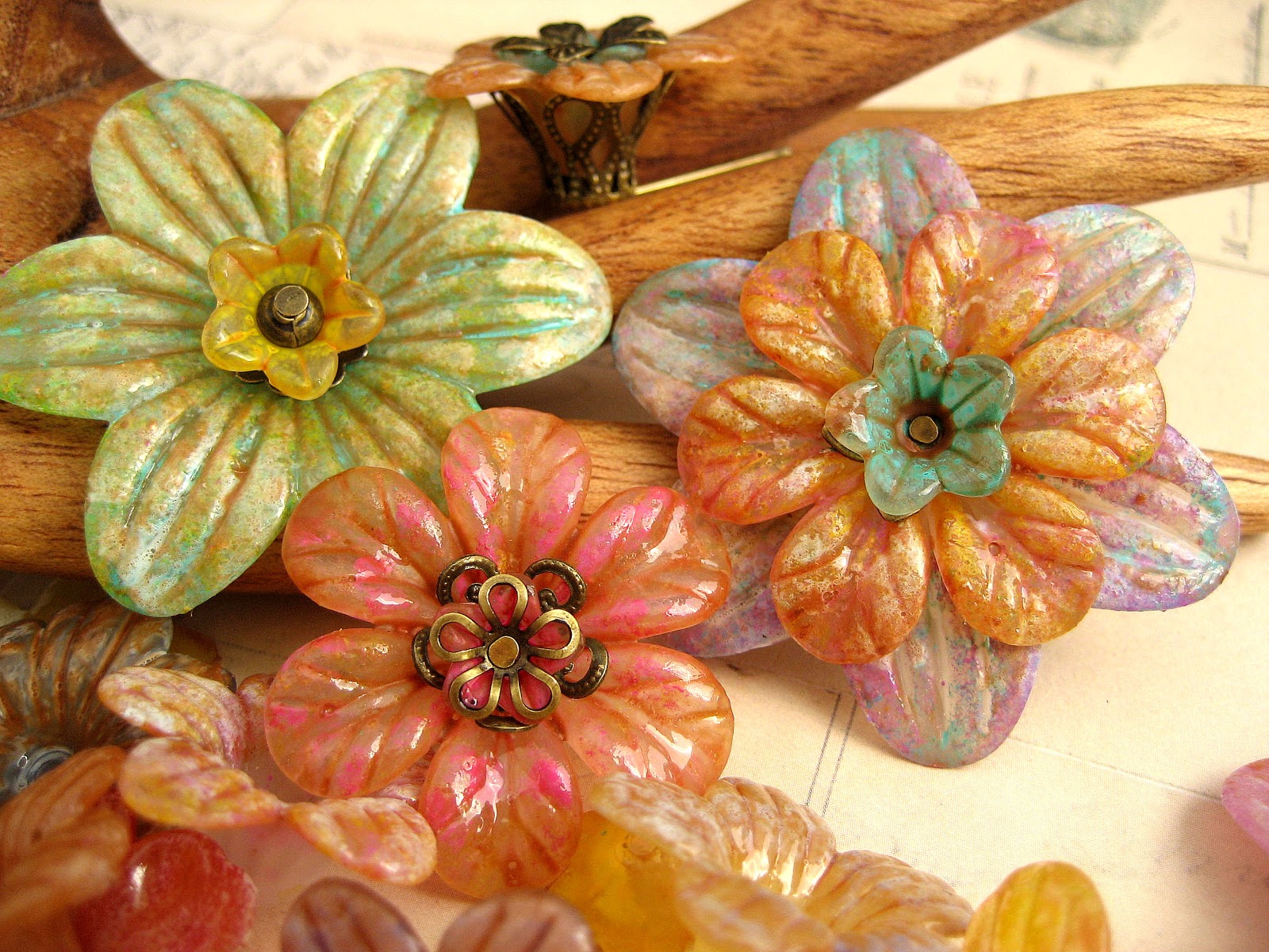 Knot Just Macrame by Sherri Stokey: Tutorial for Painting Lucite Flowers