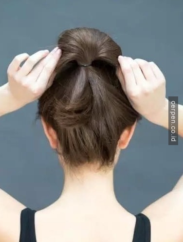Trik Kuncir Rambut yang Harus Dipelajari, Fashion nan Cute! - Bagikan ...