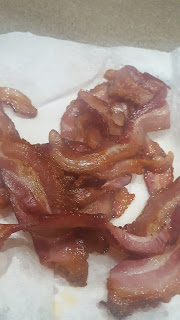 Emily Living and Laughing : Baking Bacon