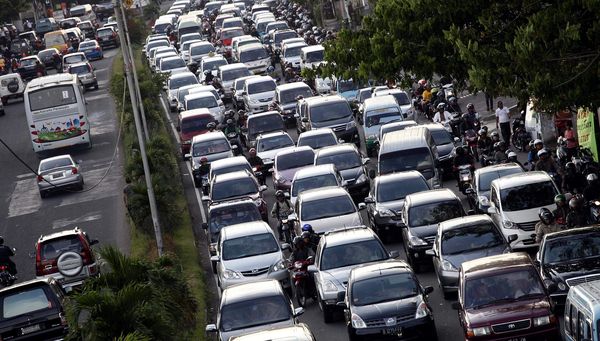 leer van de geschiedenis: KEMACETAN DI KOTA BANDUNG