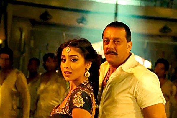 Sizzling Shiriya Saran Pictures From ' Chamiya Song ' - Hot PHOTOSHOOT ...