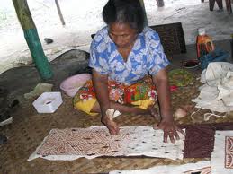 World Travel Art: Bark Cloth Art of Samoa