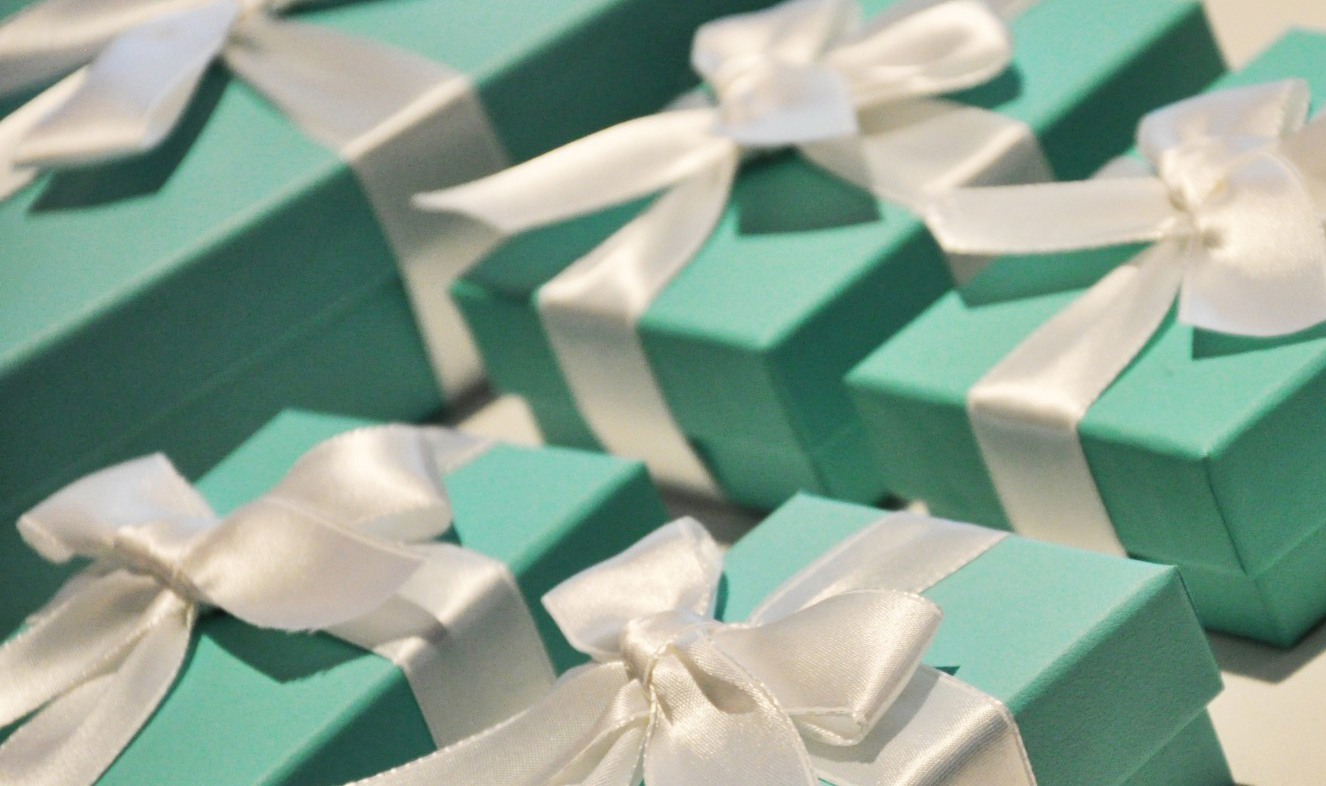 Weddings On A Budget Average Cost Of Wedding Favors Per Person Weddings On A Budget Average Cost Of Wedding Favors Per Person