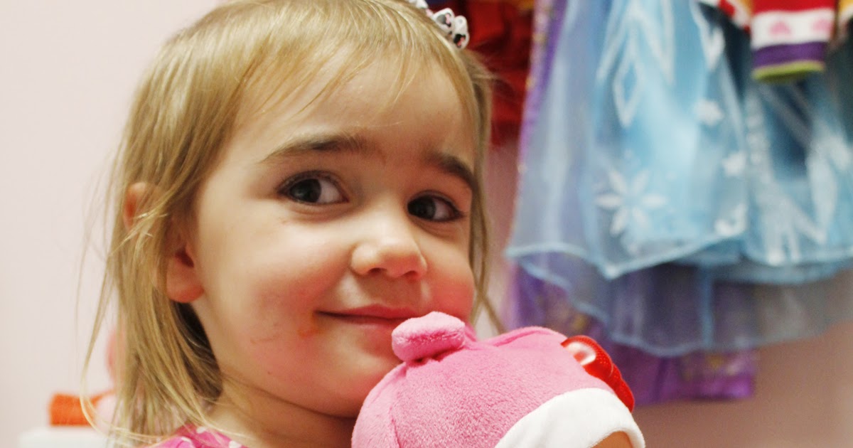 All Four Love: VTech Baby Amaze Learn to Talk & Read Baby Doll Review