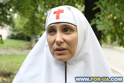 MONKS AND MERMAIDS (A Benedictine Blog): ORTHODOX SISTERS OF MERCY IN KYIV