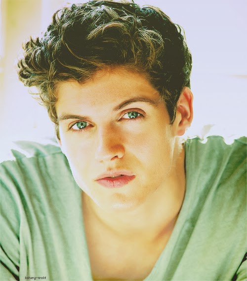 Saga Lux Spain: fan-casting serie Covenant!!!