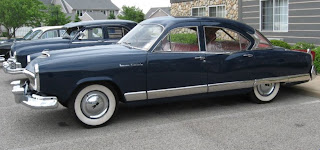 ANOS DOURADOS: IMAGENS & FATOS: IMAGENS - Carro: "KAISER CARABELA"