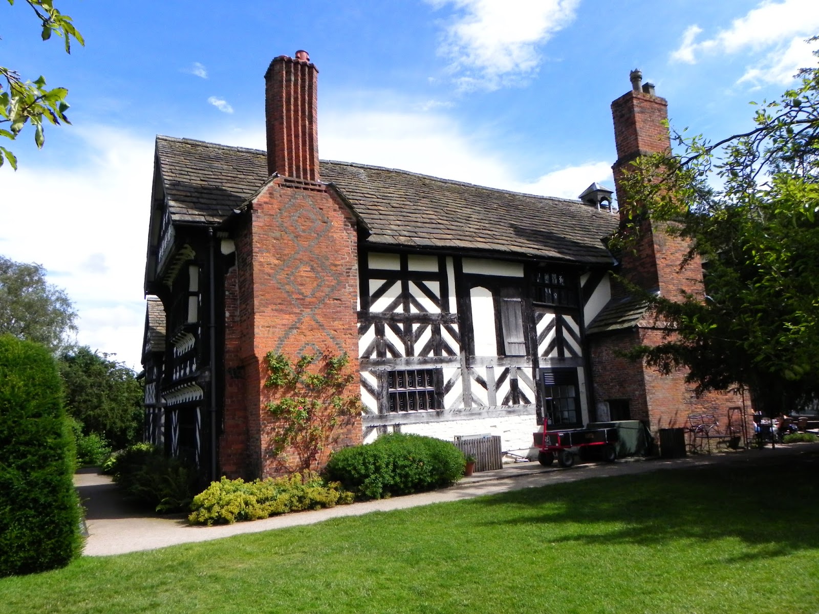 Where in the World are Bill and Mary: Little Moreton Hall