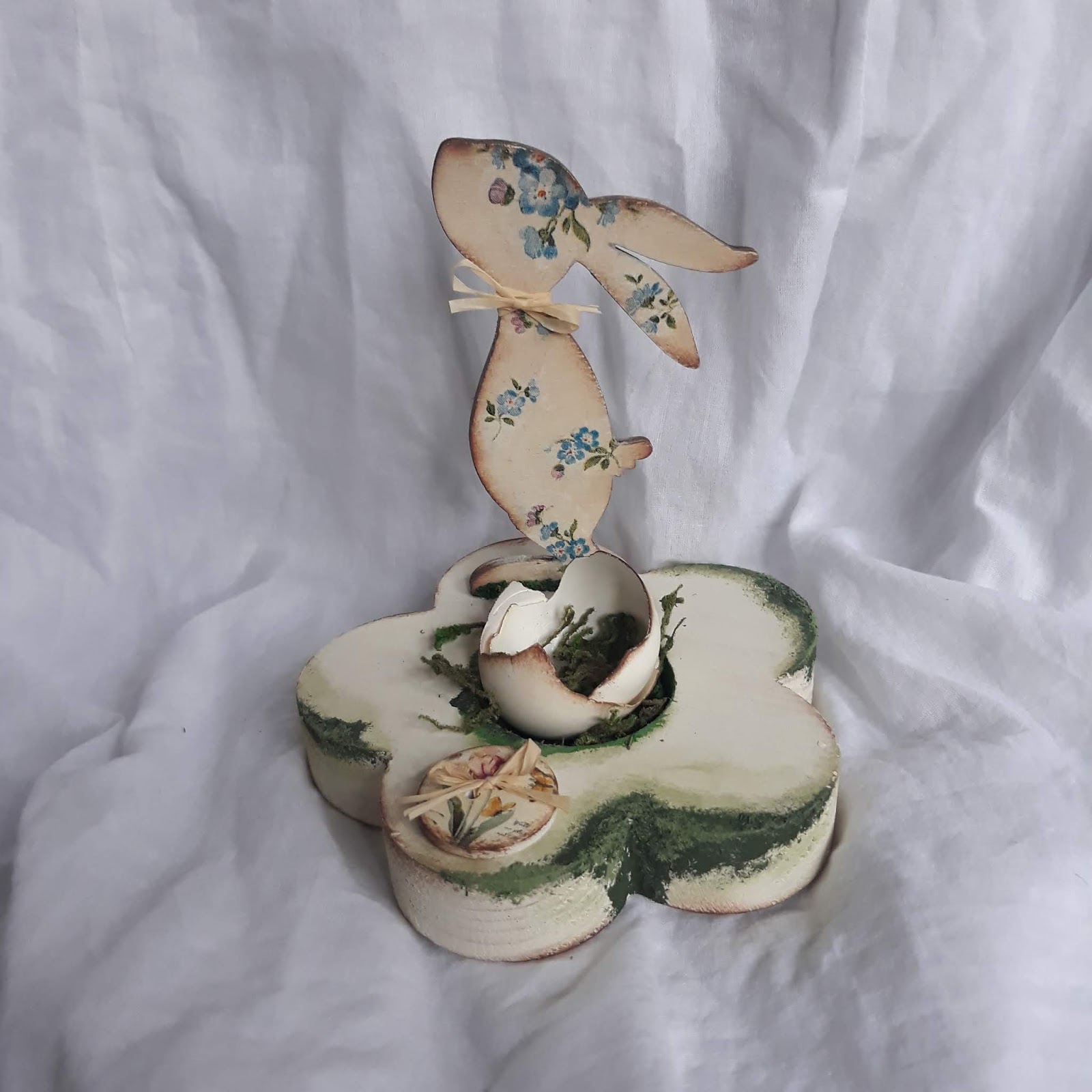 Húsvéti mohás asztaldísz