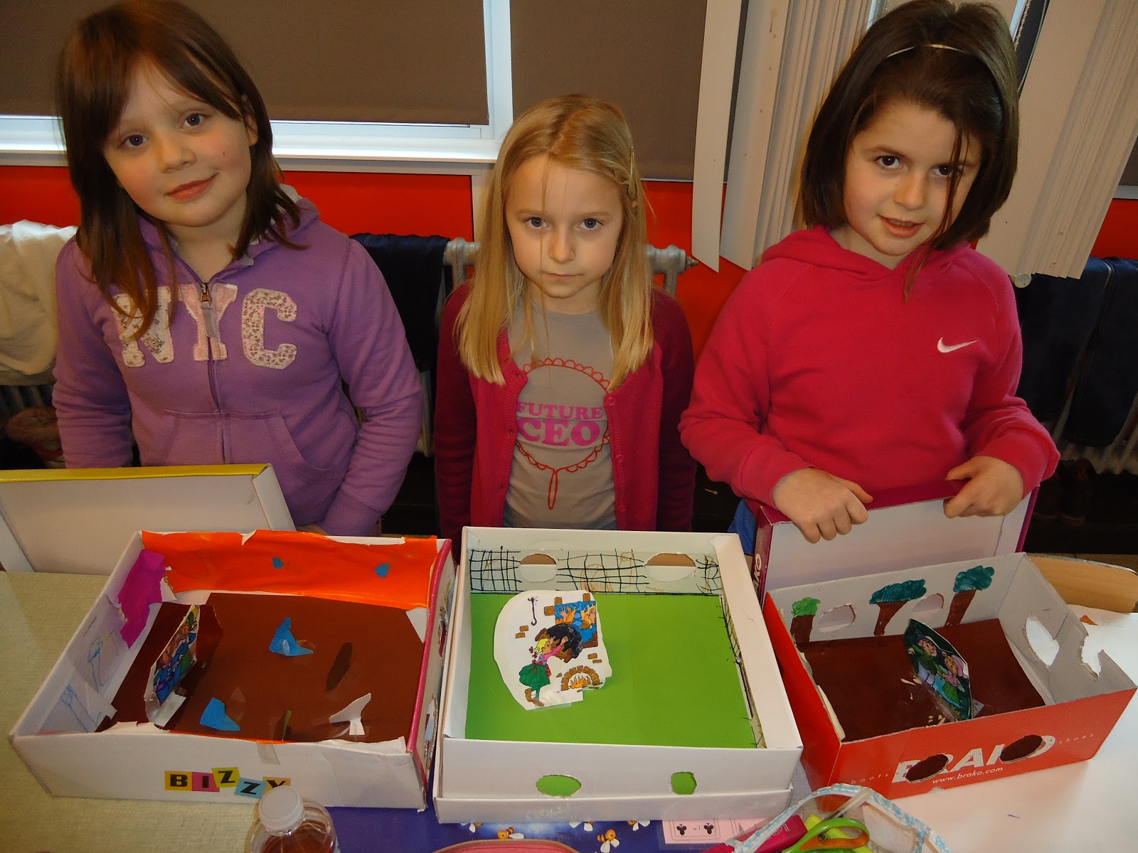 DE TWEEDE JAARTJES: Een kijkdoos rond sprookjes maken