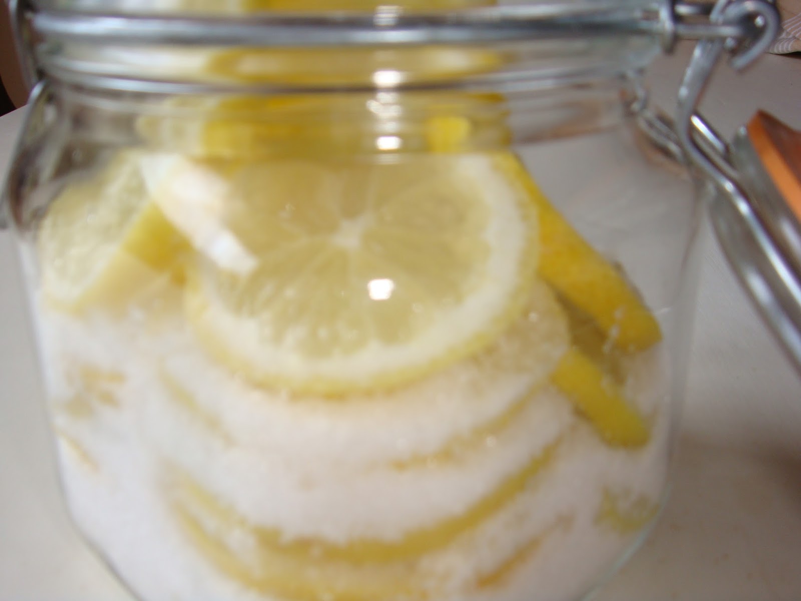 Sopita de la olla: Limones en azúcar