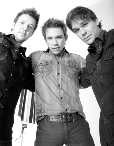 KLB tudo faz lembrar você: Fotos NOVAS! do KLB